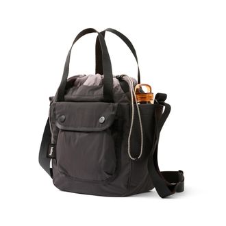 Bellroy Cinch Bucket Bag (kompakte, leichte 9-Liter-Umhängetasche mit externer Organisation, innerer Reißverschlusstasche, verstellbarem Schulterriemen und dr