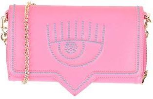 Chiara Ferragni Petite maroquinerie - Portefeuilles &agrave; bandouli&egrave;re sur YOOX.COM