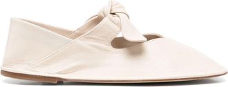 Hereu Flache Pumps mit Knoten - Nude