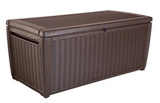 Keter Sumatra Auflagenbox, Kissenbox für draußen, 511 L, wetterfest, Deckel mit Gasdruckfeder, Außenmaße:145x73x64 cm, Sitzgelegenheit für 2 Personen, Braun