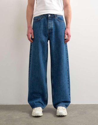 Topman Feste Baggy-Jeans in mittlerer Waschung mit abgerundetem Beinschnitt-Blau