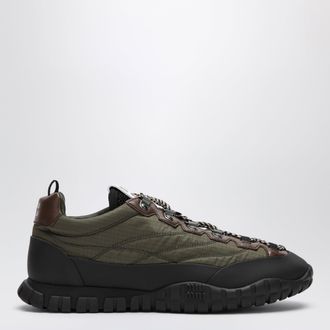 Miu Miu Sneakers aus technischem Ripstop-Gewebe in Milit&auml;rgr&uuml;n