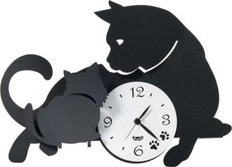 Arti e Mestieri Arti E Mestieri - Mamma Gatta Wanduhr 38 x 27 cm aus schwarzem Eisen - Design mit Katze und K&auml;tzchen - Leiser Batteriemechanismus - Hergestellt in