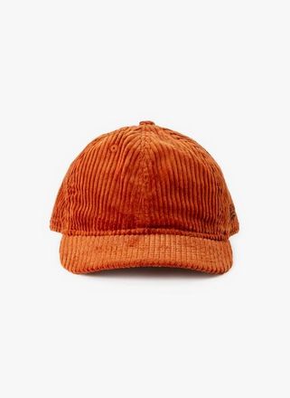 New Era Casquette en velours c&ocirc;tel&eacute;