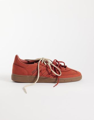adidas Originals Handball Spezial Sneaker in Rostrot mit Gummisohle und doppelten Schn&uuml;rsenkeln