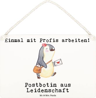 Mr. & Mrs. Panda Holzschild Postbotin Leidenschaft DIN A6 - Geschenk, Brieftr&auml;gerin, holzbild, Wandbild Holz, Postlerin, Briefzustellerin, T&uuml;rschild, Wandschild, Schil