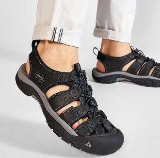 Keen Sandalen Keen Newport 1022247 Schwarz