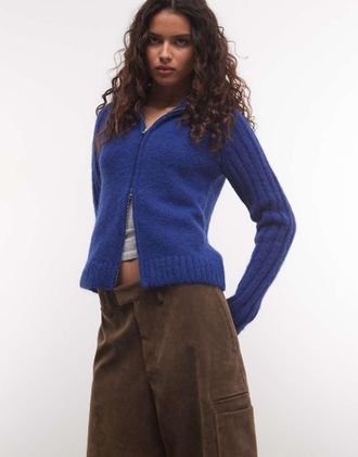 Weekday Cardigan aus Wollmix mit Rei&szlig;verschluss und Kapuze in dunkelblau meliert
