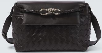 Bottega Veneta Crossbody Bag Andiamo Knot Small aus Leder