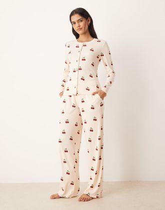 Chelsea Peers Ensemble de pyjama nervur&eacute; &agrave; manches longues avec imprim&eacute; &agrave; rayures et cerises-Blanc