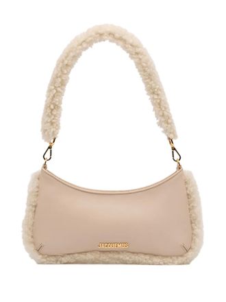 Jacquemus 2023-2025 Le Bisou Doux Schultertasche mit Shearling-Besatz - Braun