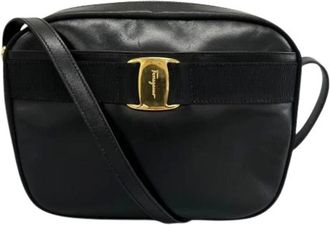 Ferragamo Sac port&eacute; &eacute;paule Pre-owned en cuir - Femme - Pre-owned - Noir - Taille: ONE Size