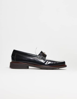 Noak Made in Portugal - Penny-Loafer aus Leder in Schwarz und Wei&szlig; mit goldfarbener Spange
