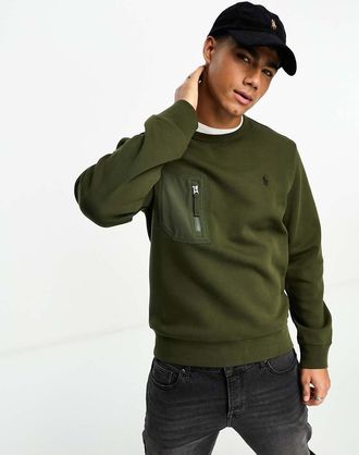 Polo Ralph Lauren Sweat en double maille avec logo et poche zipp&eacute;e sur le devant - Vert olive
