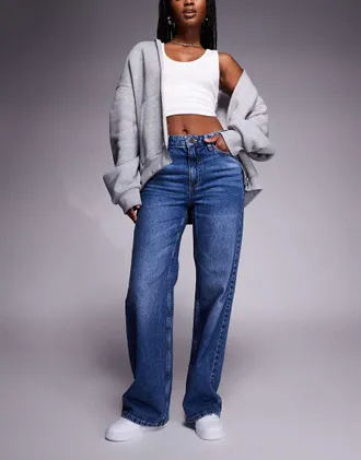River Island Relaxed Straight Jeans aus Denim in Mittelblau