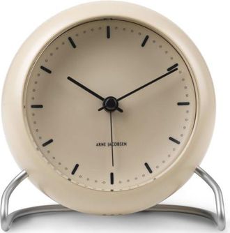 Arne Jacobsen Tischuhr &Oslash;11 cm City Hall d&auml;nisches Design Sensorgesteuert, sand