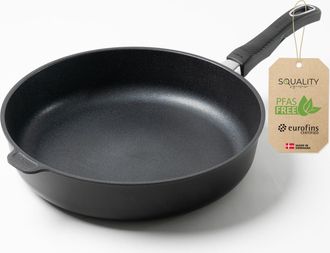 Squality Premium Sauteuse Pfanne 32 cm - PFAS-freie Antihaft Pfanne aus D&auml;nemark | Ofenfest bis 260 &deg;C, induktionsgeeignet, ergonomisch geformt, f&uuml;r gesundes K
