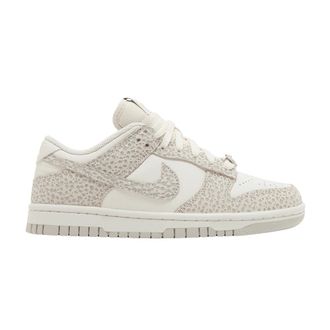 Nike Femme, Chaussures, Blanc, Taille: 44 EU Baskets Safari Phantom pour Femme