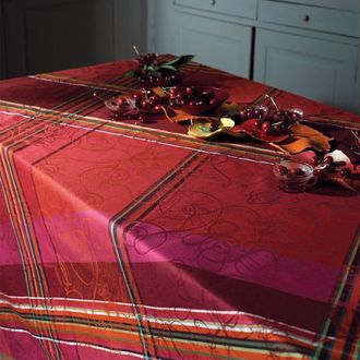 Garnier Thiebaut Mille Asters Karmin L&auml;ufer 50/175 abwaschbar