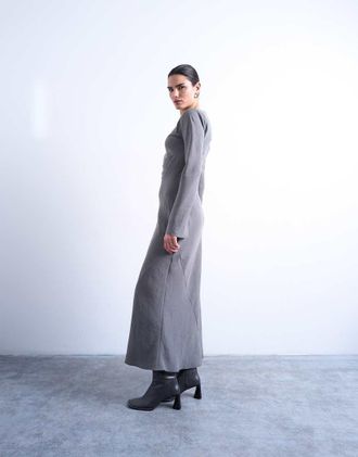 Topshop Cupro-Maxikleid in Grau mit U-Boot-Ausschnitt