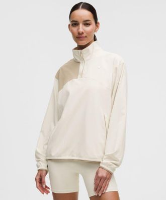 lululemon Leichtes Oberteil mit halbem Rei&szlig;verschluss & UV-Schutz f&uuml;r Frauen - Gr&ouml;&szlig;e XL in Light Ivory/Wacky Khaki