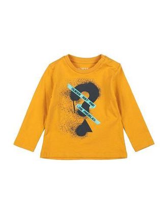 Guess TOPS - T-shirts sur YOOX.COM