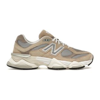 New Balance Homme, Chaussures, Beige, Taille: 42 1/2 EU Chunky Runner avec Design Futuriste
