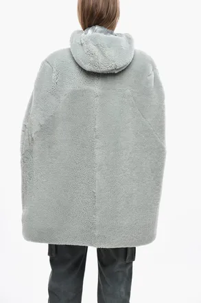 Rick Owens PORTERVILLE Cape aus Lammfell mit Kapuze Rick Owens