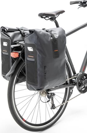 New Looxs Doppelte Fahrradtasche Varo Double Racktime Black - 40 Liter