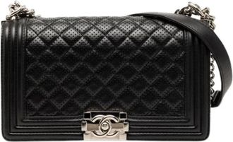 Chanel Pre-owned Sac bandouli&egrave;re en agneau perfor&eacute; - Femme - Pre-owned - Noir - Taille: ONE Size