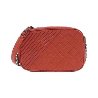 Chanel Pre-owned Sac bandouli&egrave;re Coco Boy en cuir dagneau - Femme - Pre-owned - Rouge - Taille: ONE Size