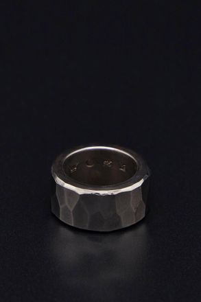 Werkstatt M&uuml;nchen Ring Rough Hammered