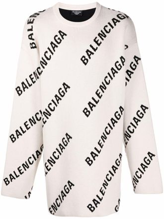 Balenciaga pull Allover Logo &agrave; col rond - Tons neutres