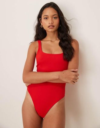 Calvin Klein Maillot 1 pi&egrave;ce c&ocirc;tel&eacute; gainant - Rouge