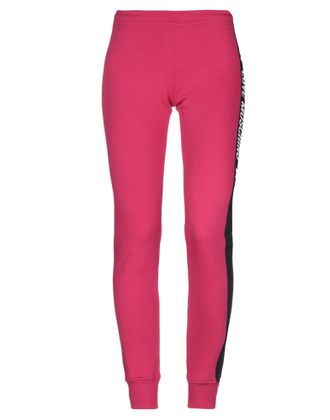 Love Moschino HOSEN & R&Ouml;CKE - Hosen auf YOOX.COM