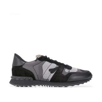 Valentino Garavani Schwarze Sneaker mit Logo-Applikation - - Shoes - Herren - Schwarzk - 36 EU