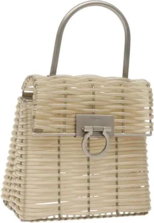 Ferragamo Pre-owned Vinyl sacs-main - Femme - Pre-owned - Beige - Taille: ONE Size