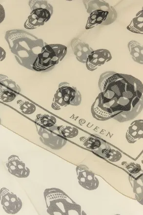 Alexander McQueen Womens Printed Silk Foulard Ivoryblack Exterior: Sciarpe E Scarfs