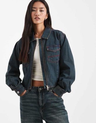 Collusion Circular Design Collection - Figurbetonte Jacke in verwaschenem Patinagrün mit Reißverschluss