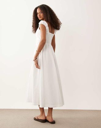 Abercrombie & Fitch Robe mi-longue &agrave; d&eacute;collet&eacute; en coeur et taille plongeante - Blanc