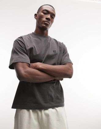 XLARGE T-shirt avec &eacute;tiquette - Noir d&eacute;lav&eacute;