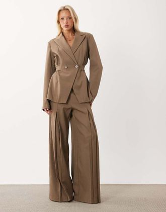 Asos ma&szlig;geschneidertes Co-ord-Hosenmodell mit weitem Bein in Khaki-Grau