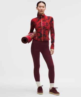 lululemon New Year Align Hose mit hohem Bund f&uuml;r Frauen - 63,5 cm - Gr&ouml;&szlig;e 10 in Burgundy Bay