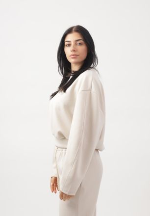 Elara Sweatshirt