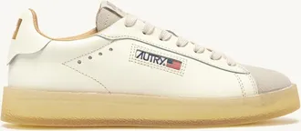 Autry BASKETS DALLAS LOW EN CUIR ET DAIM MARSHMALLOW ET CR&Egrave;ME
