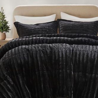Madison Park Wendbares Bettdecken-Set aus Kunstfell, Daunenalternative F&uuml;llung, Moderne Steppbettw&auml;sche mit passenden Kissenbez&uuml;gen, King/California King, Schwarz