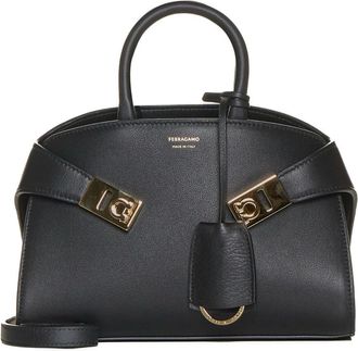 Ferragamo Femme, Sacs, Noir, Taille: ONE Size Hug Mini Handbag