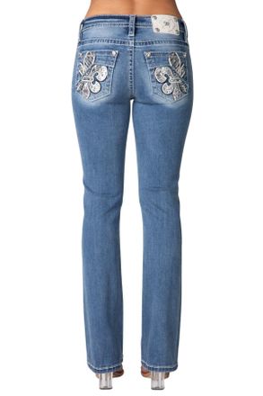 Miss Me Fleur De Lis Mid-Rise Slim Bootcut-Jeans f&uuml;r Damen, 34 Zoll, Kolorit Medium Blue, Gr&ouml;&szlig;e: 28W x 34L