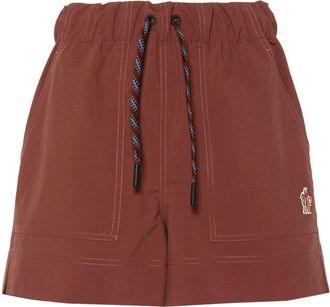 Moncler short froissé à patch logo - Marron