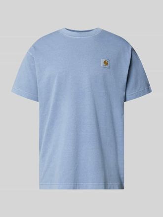 Carhartt Work in Progress T-Shirt mit Label-Detail Modell Nelson